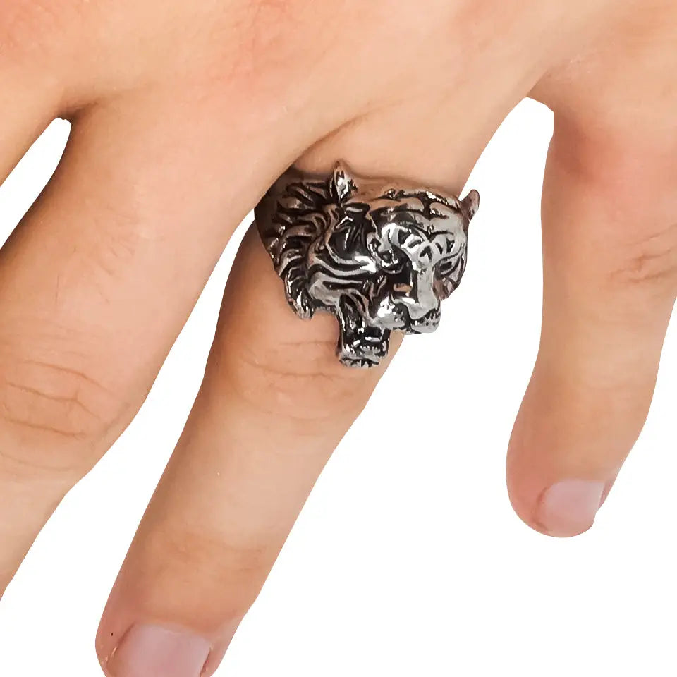 CRYPT | Tibetan Tiger Ring | Silver | LONDØNWORKS